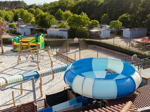 Camping Aquitaine Au Lac de Biscarrosse ***** Parentis en Born Landes | Yelloh Village