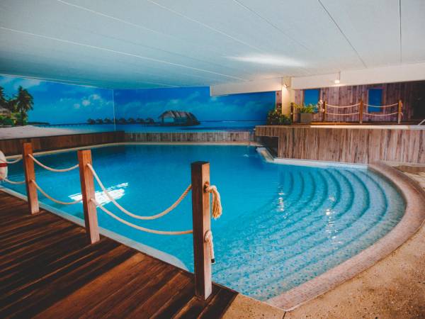 Découvrez l’espace baignade du camping Holiday Green, à Fréjus