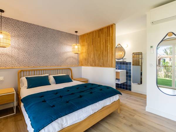 Apartment Mas Julia 6 people 3 bedrooms air-conditioned Premium Garden ...