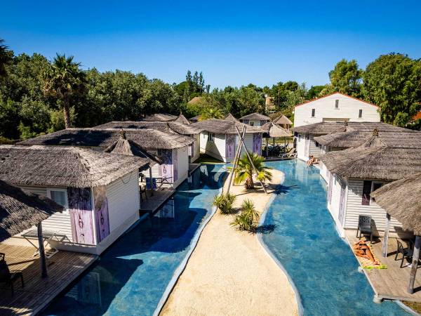 See the areas at Yelloh! Village Le Club Farret