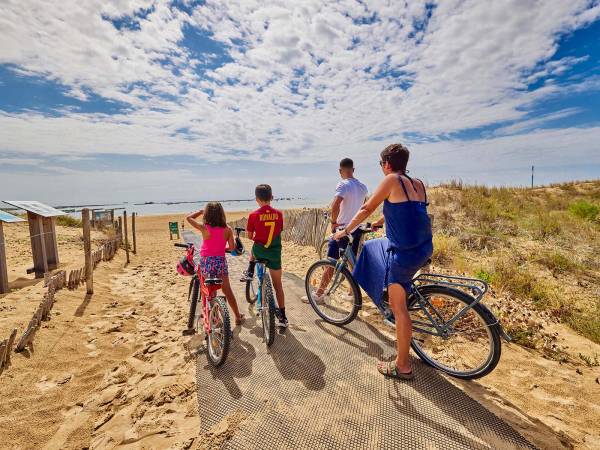 Essential services at the Le Jard campsite