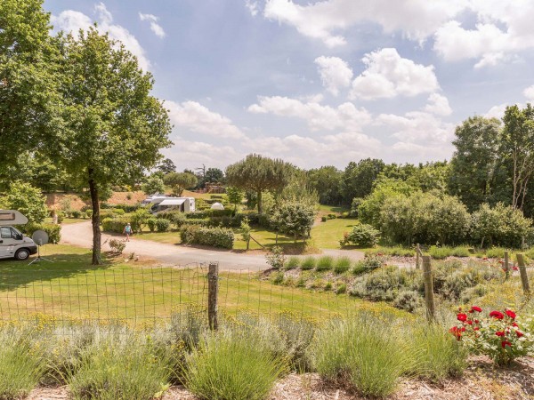 Sensations Area - Camping pitches 4 flowers - La Chapelle Hermier