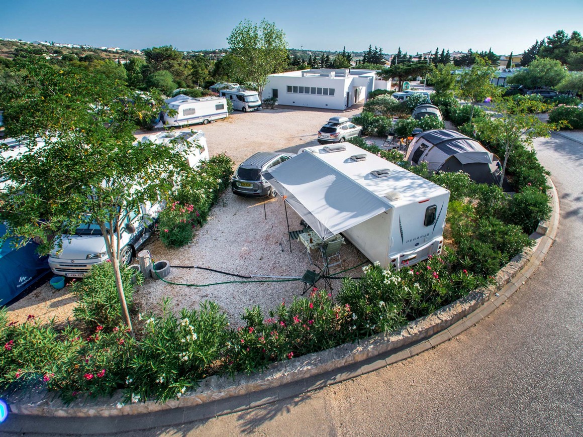 kampeerplaatsen camping 3 bloemen in Lagos