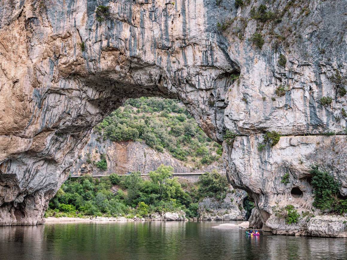 Le parc aquatique et piscines du camping Aluna Vacances en Ardèche