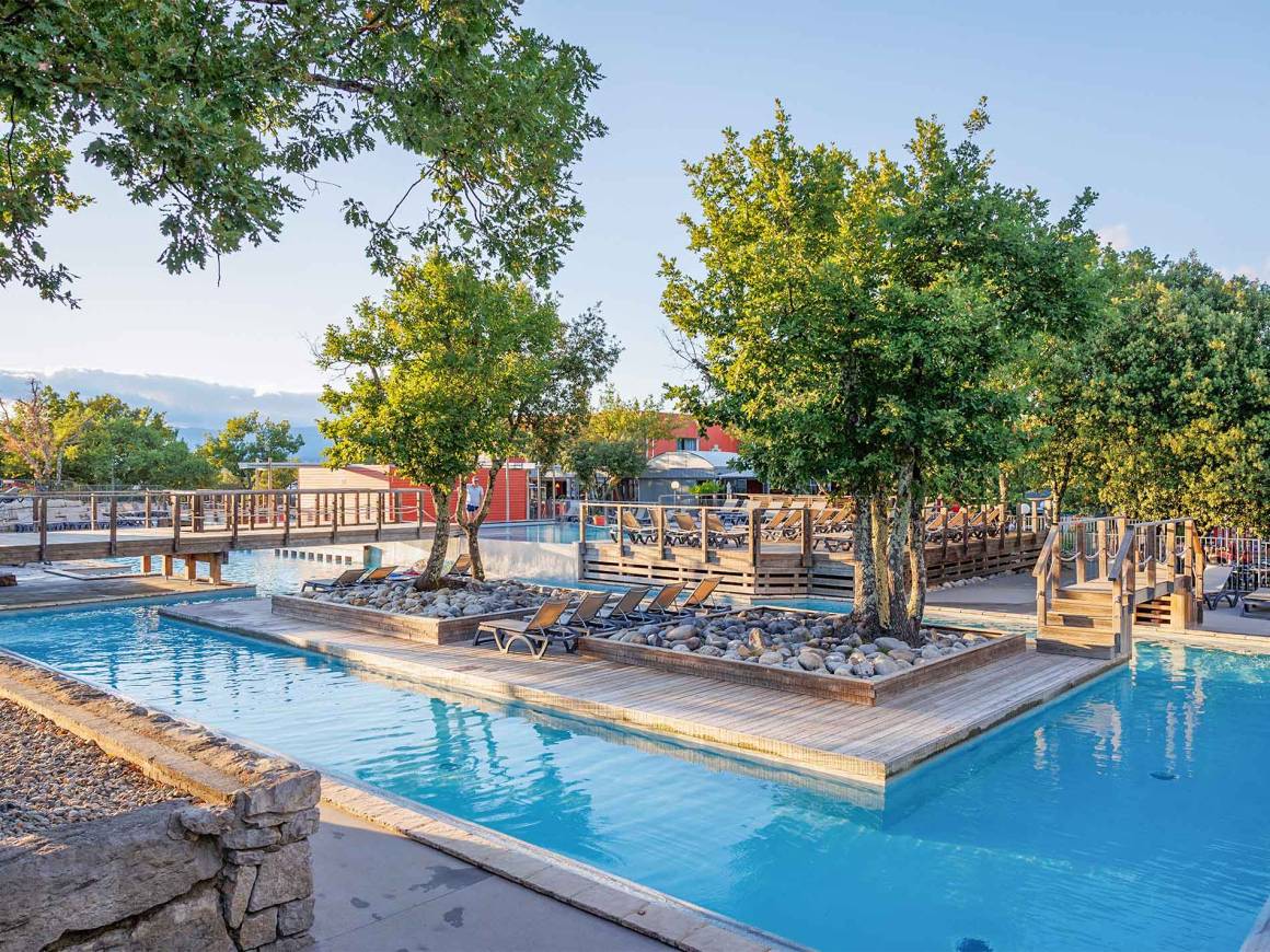 Discover the water park at the Aluna Vacances campsite