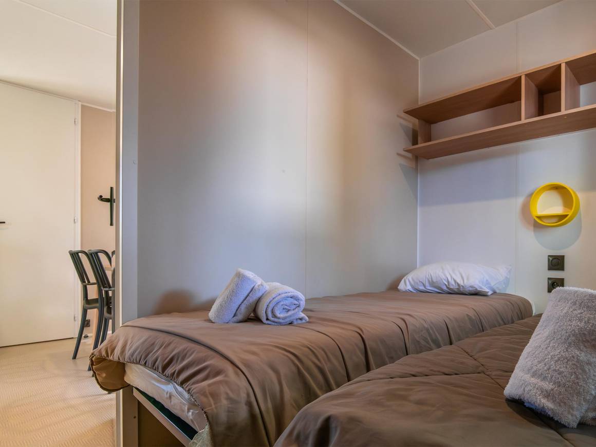 Mobil home Laurier 4/6 personen 2 kamers met airconditioning 3 bloemen ...