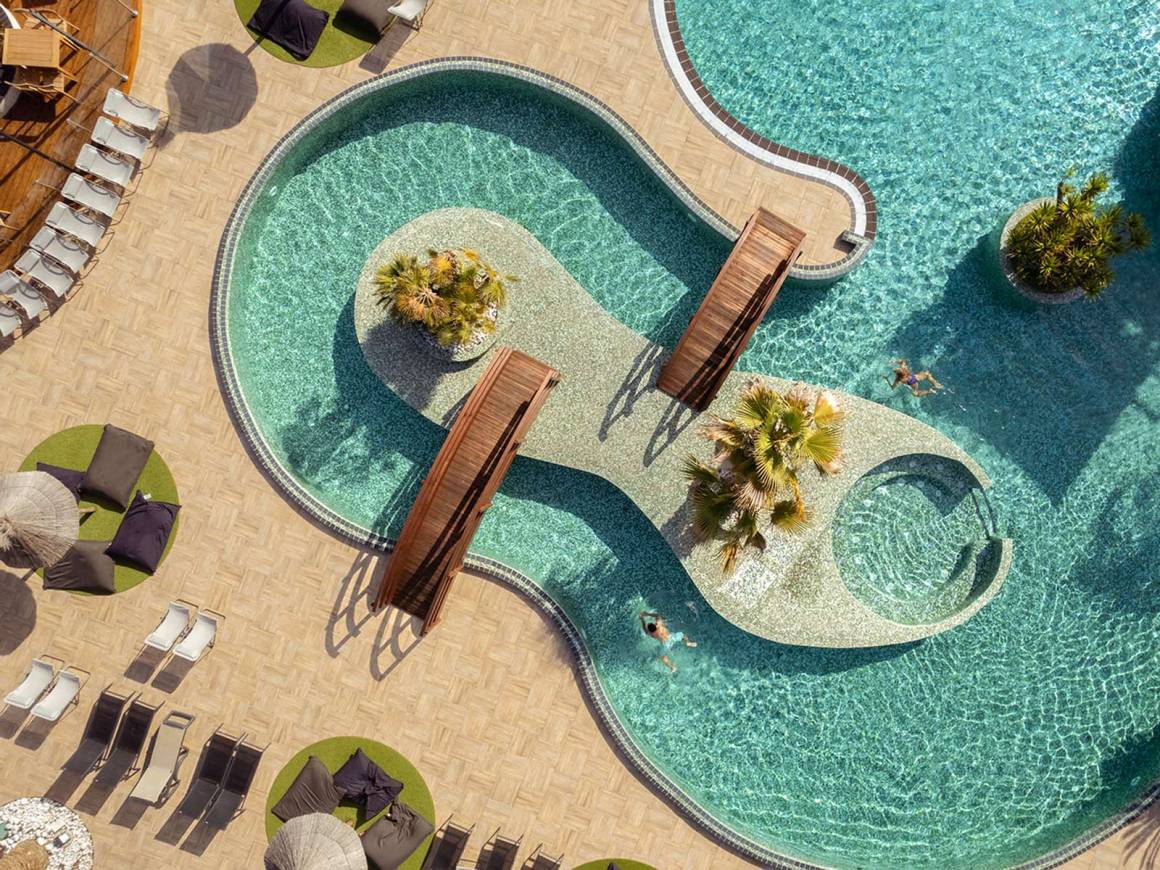 Entdecken Sie den Pool und den Wasserpark in Parentis en Born