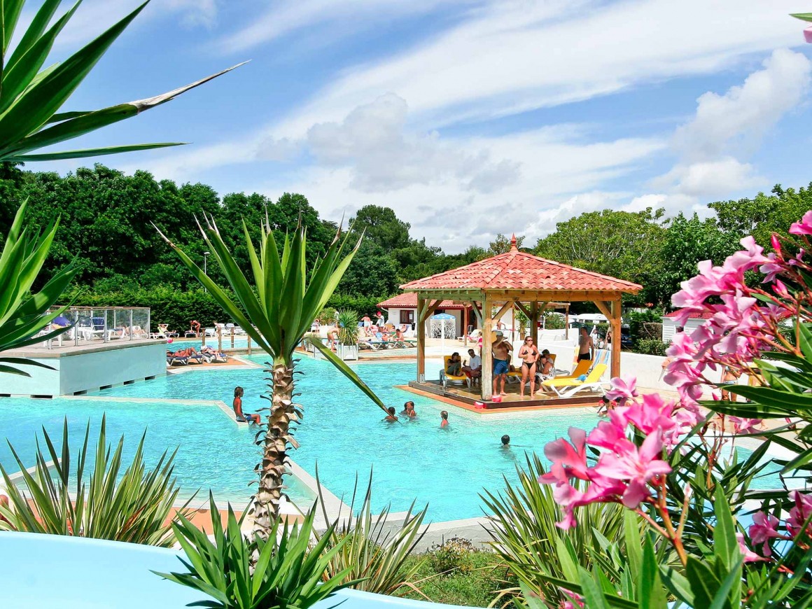 Ontdek het zwemparadijs van camping Berrua