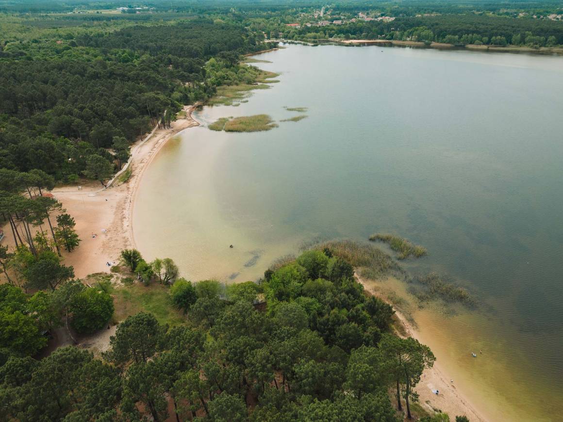 Discover the bathing area at the Domaine Les Oréades campsite