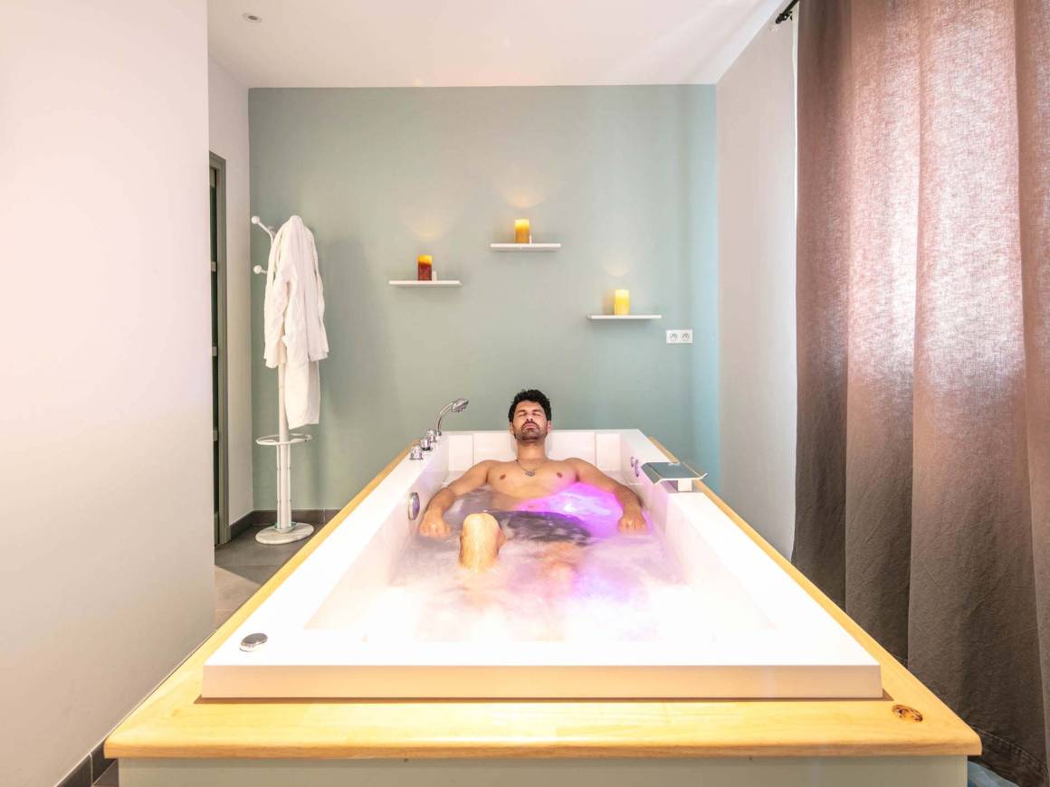 Ontdek de Spa en Balneo van het Yelloh! Village Domaine Les Ranchisses