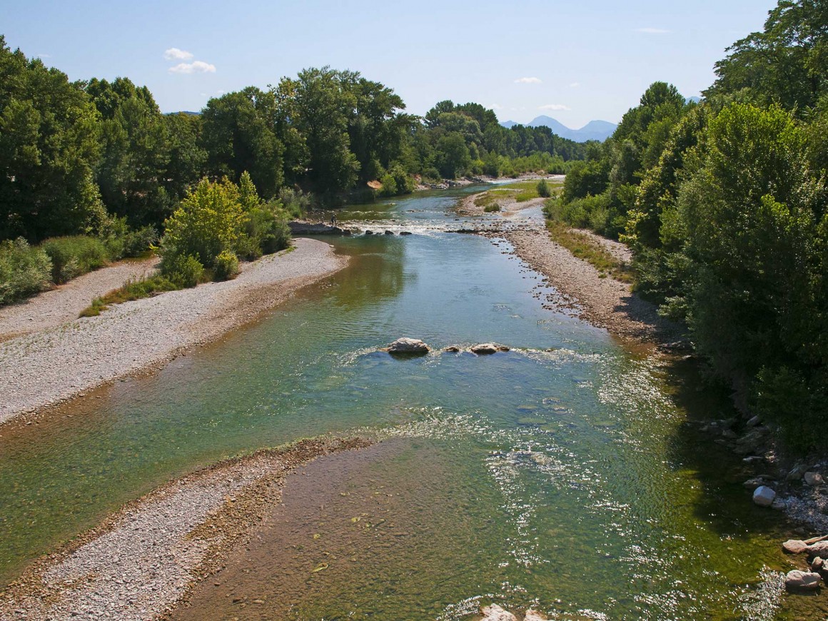Verwarmd zwembad en peuterbad op camping Domaine Provençal