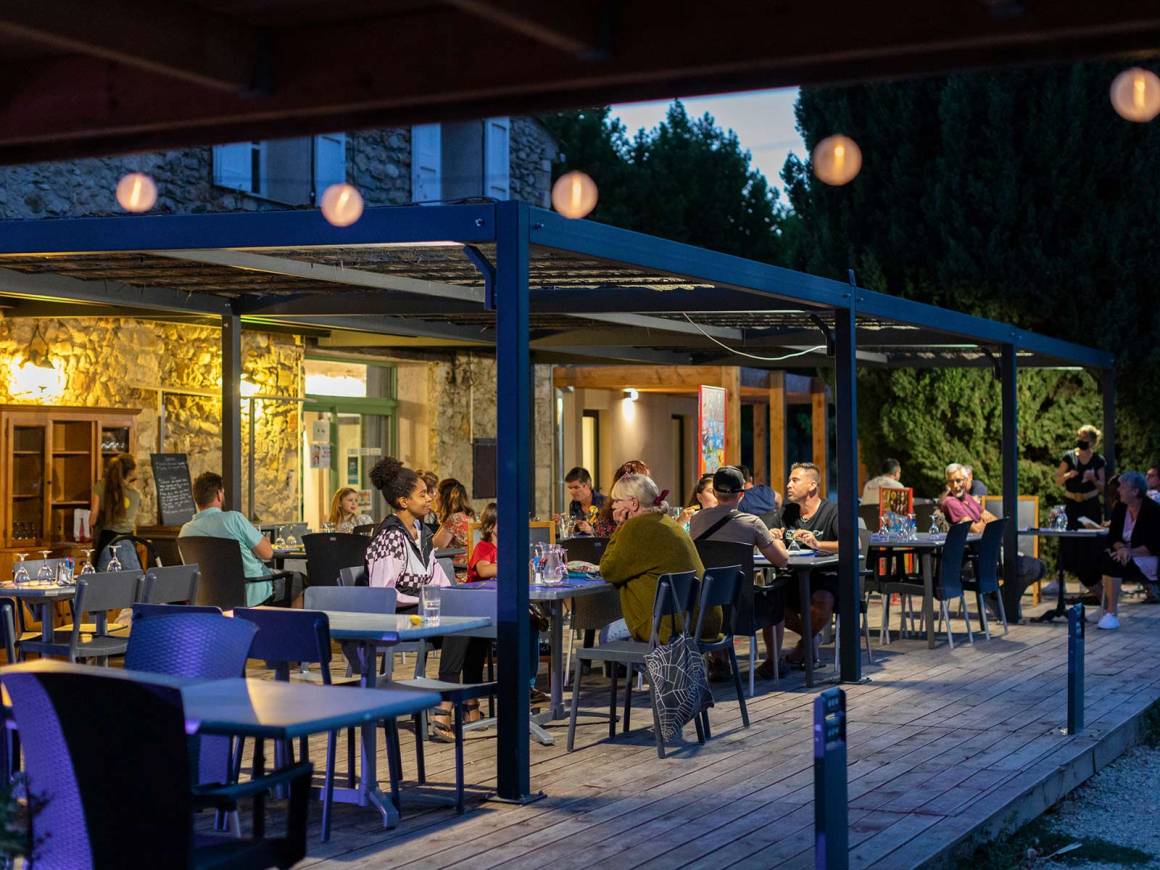 Het restaurant van camping Douce Provence
