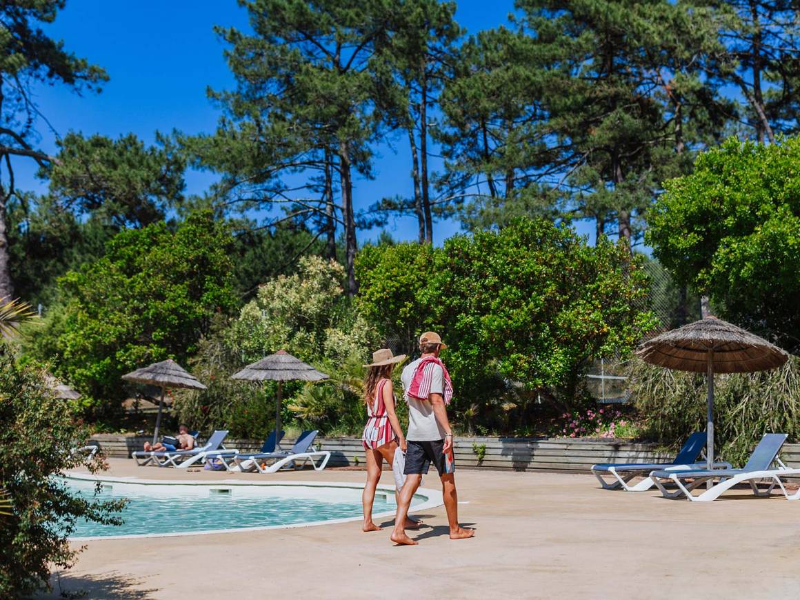 Discover the water park and swimming pool at Eurosol campsite in the Landes