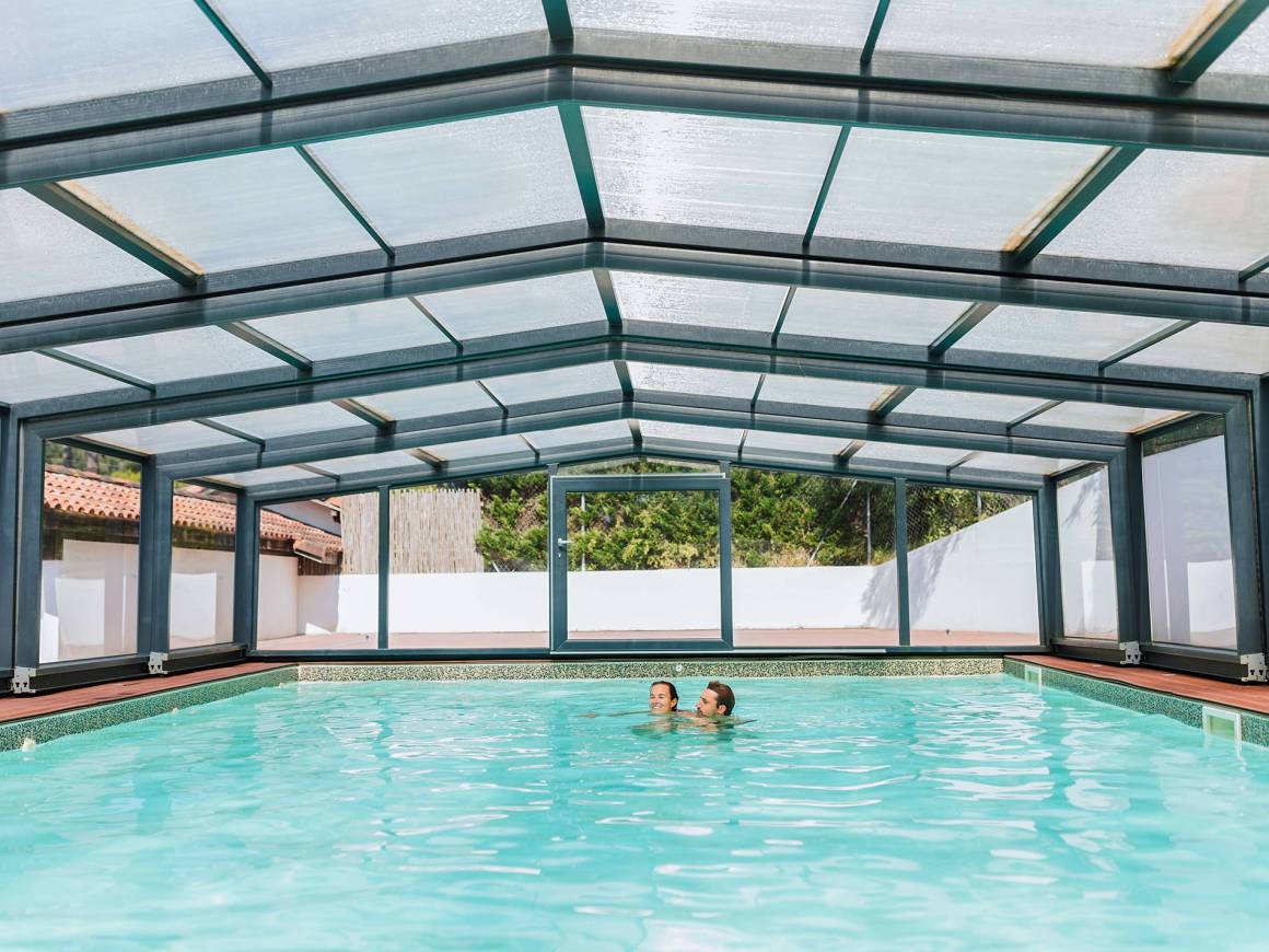 Discover the water park and swimming pool at Eurosol campsite in the Landes