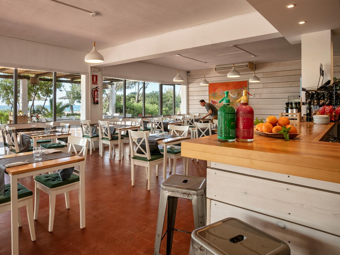 All the facilities available at the camping Gavina