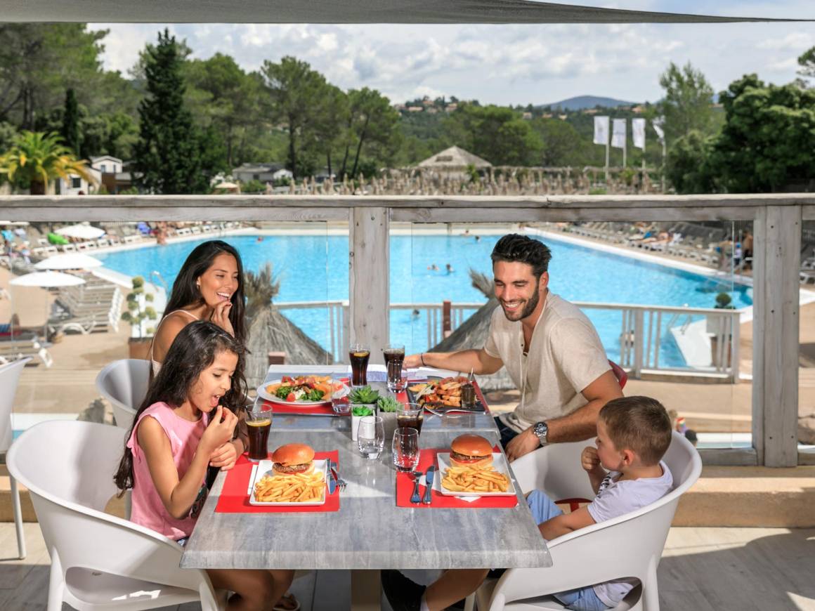 Tous les services du camping Holiday Green, à Fréjus