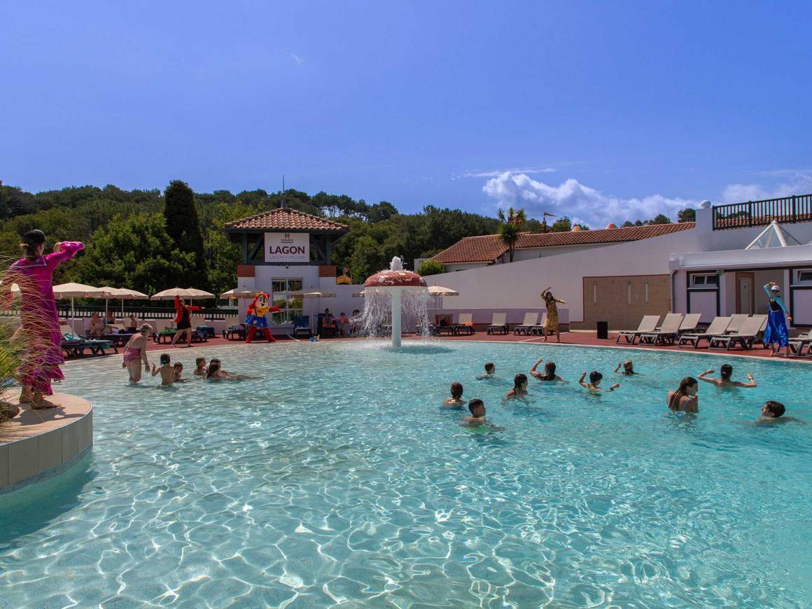 Ilbarritz: camping with bathing area