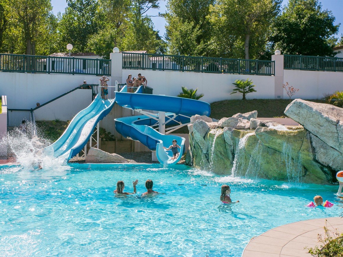 Ilbarritz: camping with bathing area