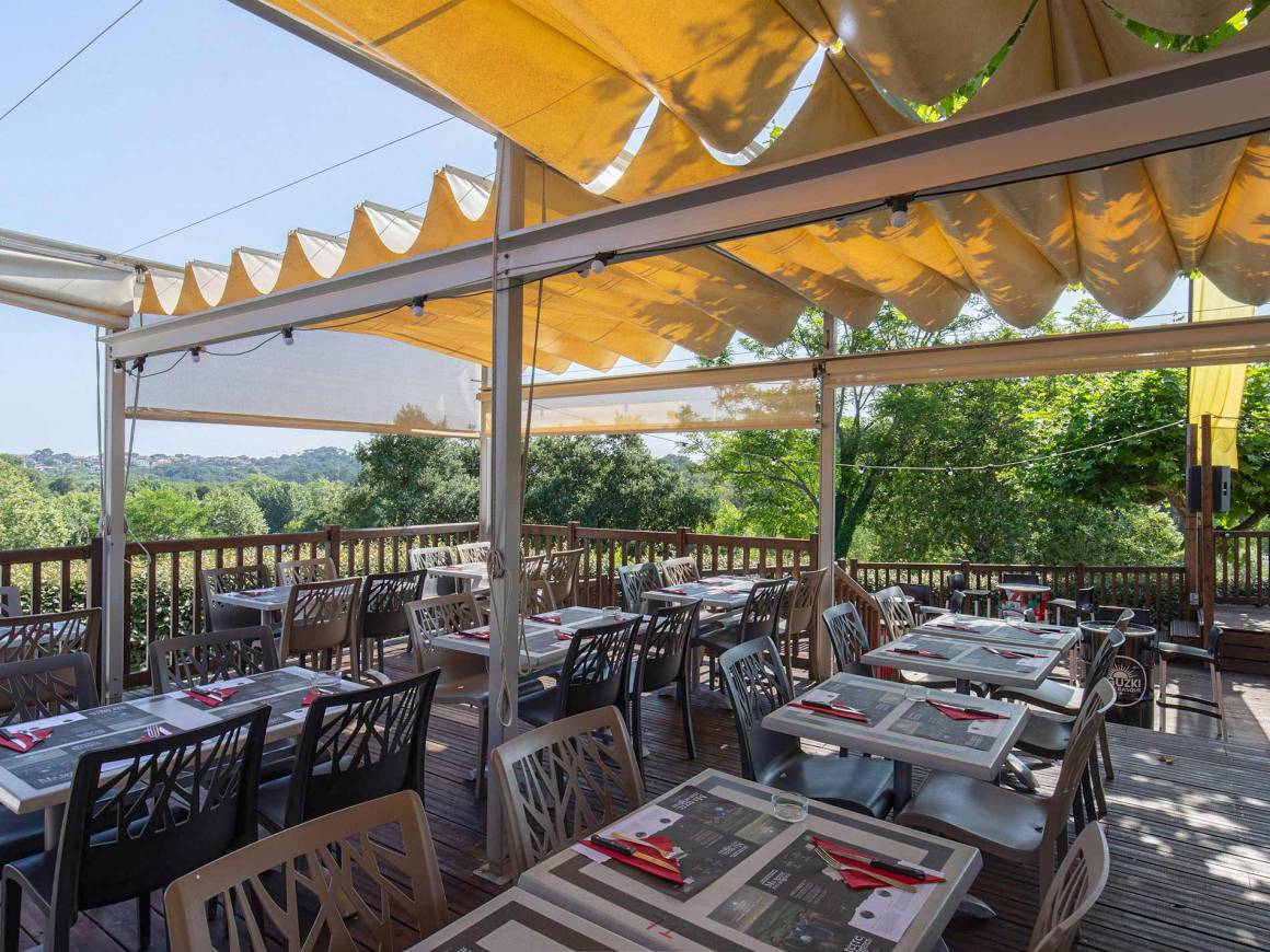 Ilbarritz camping services