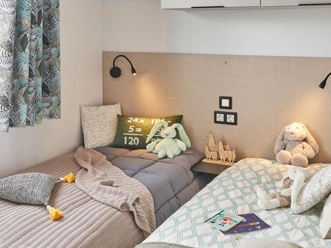 Mobilhome/Cottage Corail 6 people 3 bedrooms 1 bathroom 4 flowers ...