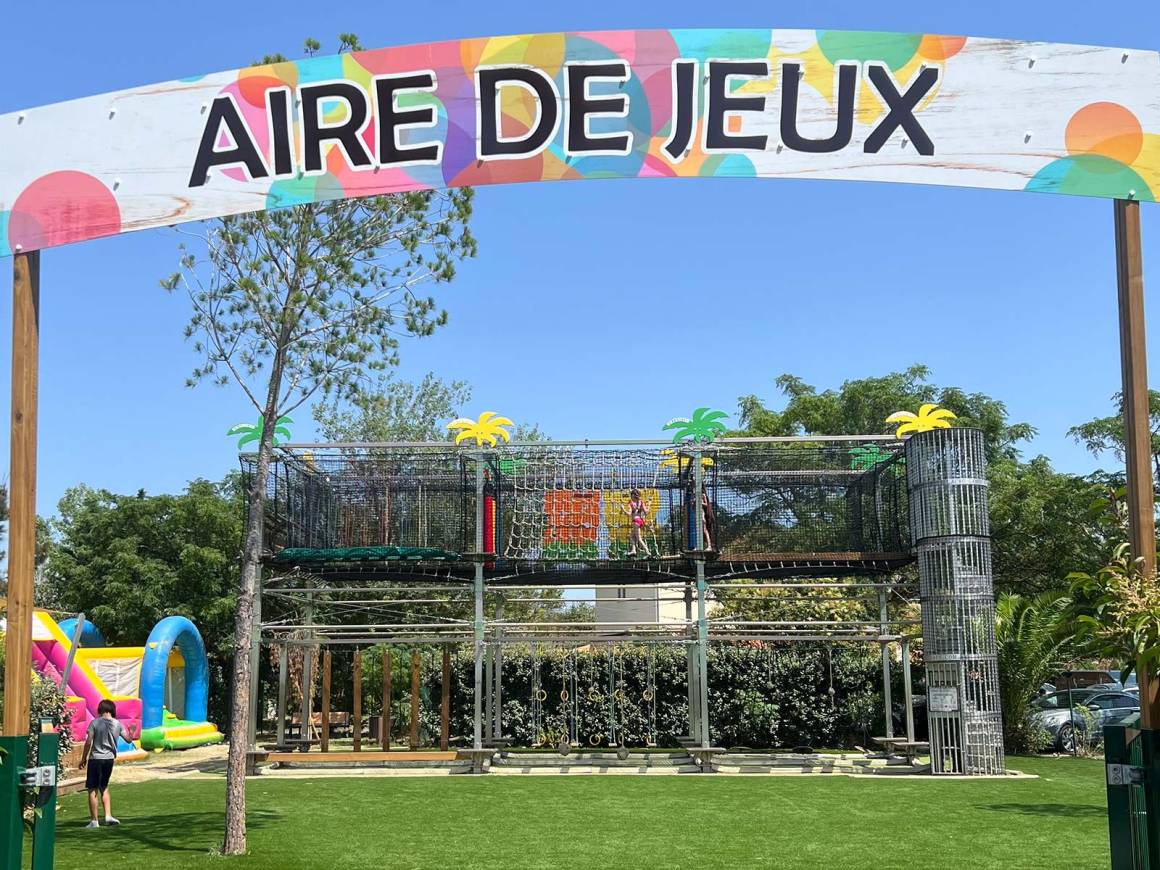 Club enfants, club ados et activités au Yelloh! Village L'Oasis ...