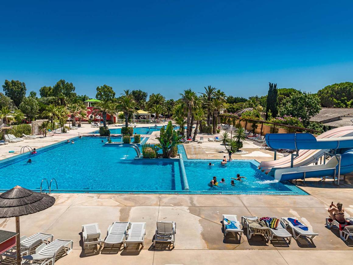 Camping Languedoc-Roussillon L'Oasis et California **** Le Barcarès ...