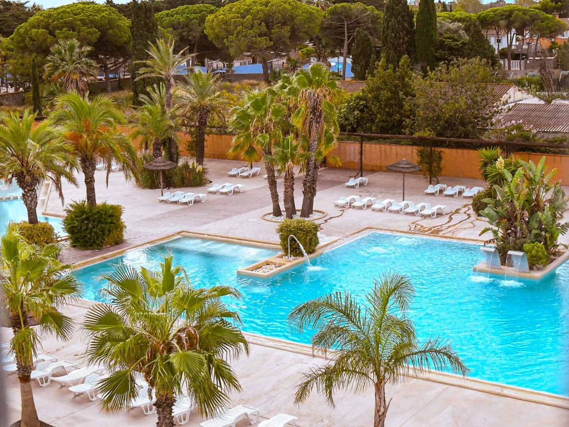 L'Oasis & California: campsite in Le Barcarès with 2 water parks