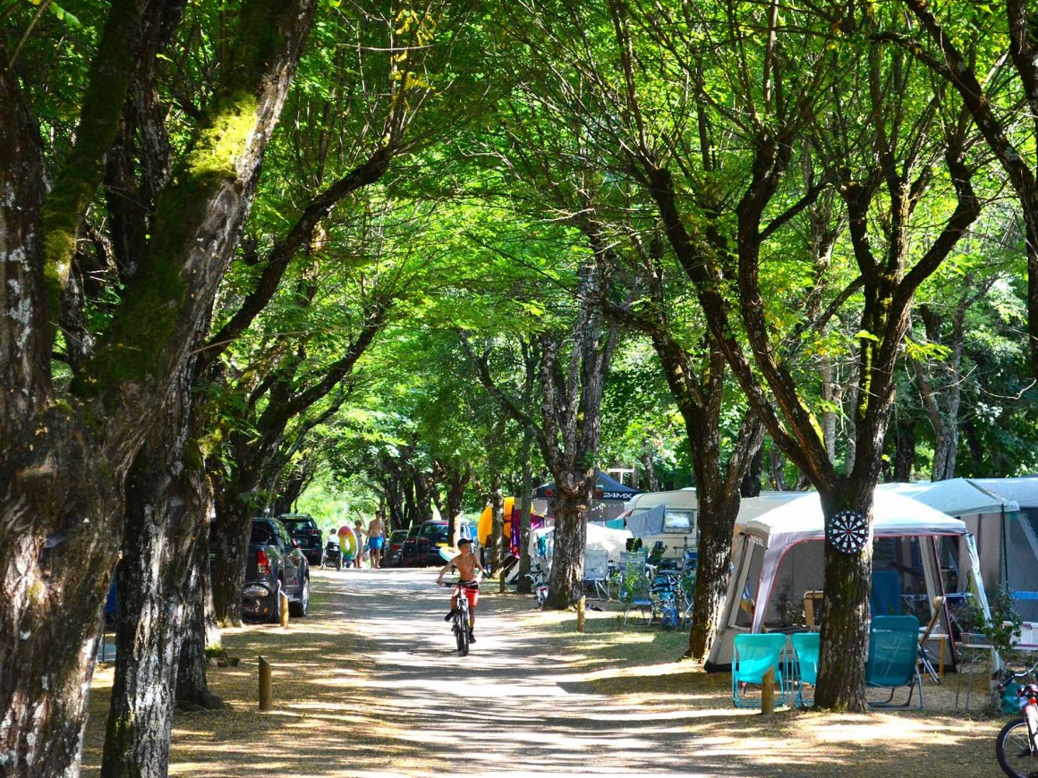 Camping Ardèche La Plaine ***** Yelloh! Village à Ruoms