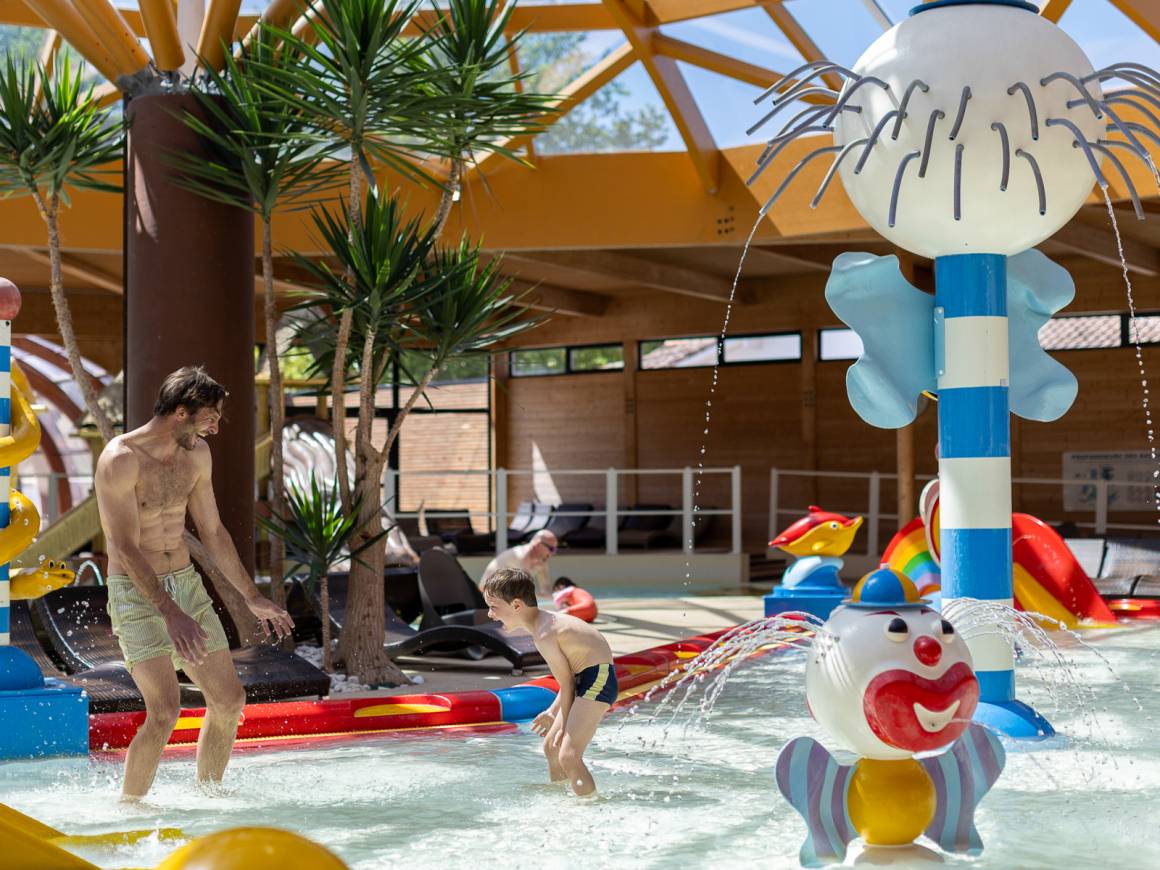 Yelloh! Village La Rive | Camping Landes parc aquatique à Biscarrosse