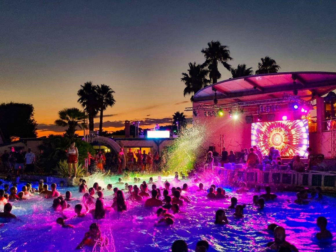 Your evenings at the Club Farret