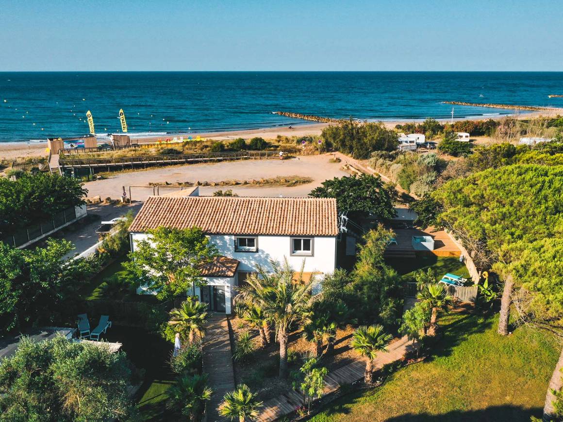 Apartment Mas Julia 6 people 3 bedrooms air-conditioned Premium Sea ...