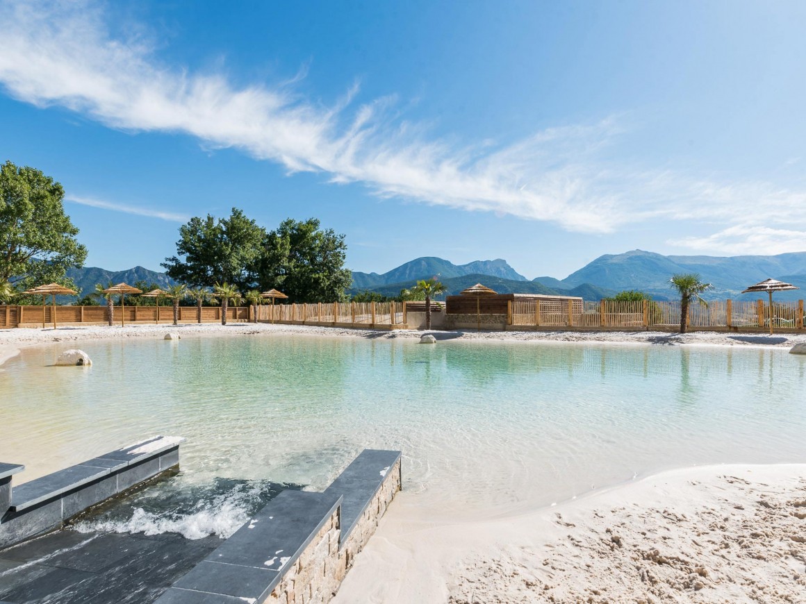 Camping Rhône-Alpes Le Couspeau ***** Poët Célard Drôme | Yelloh Village