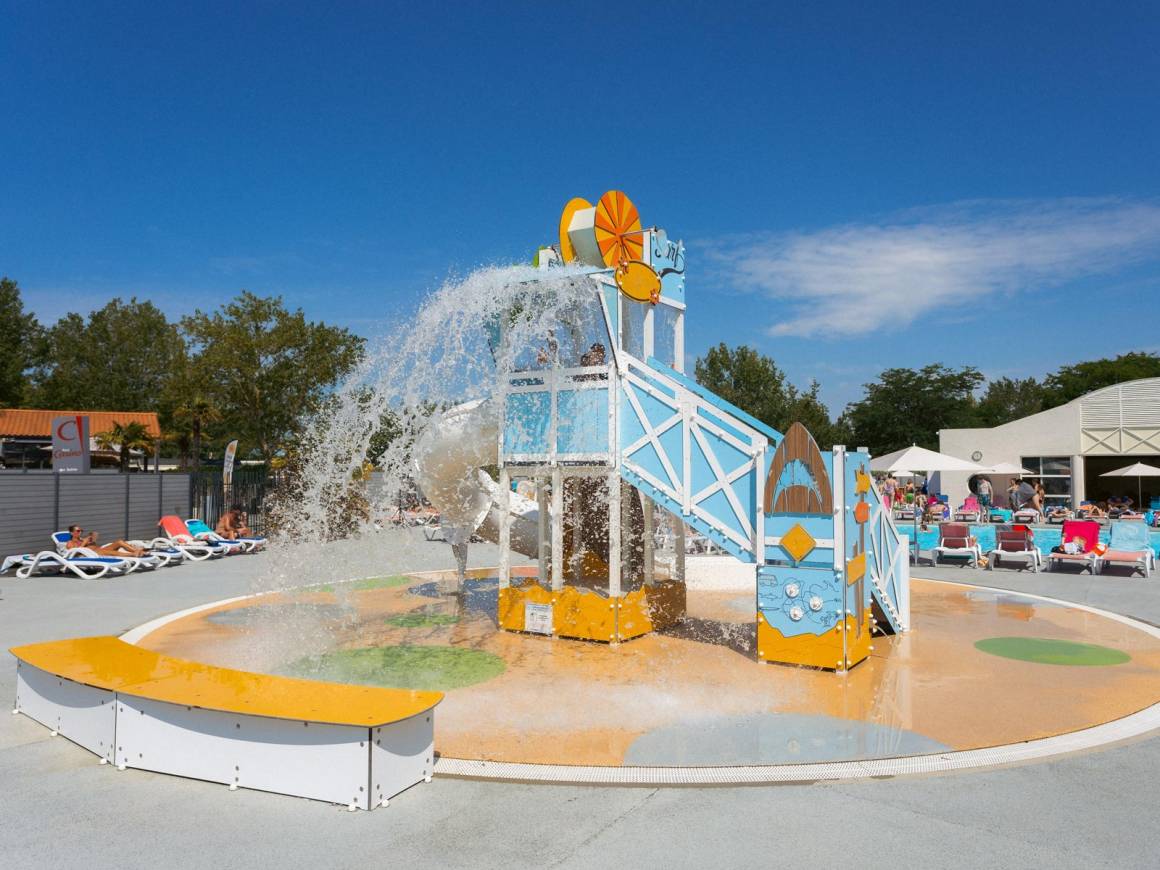 Swimming pool and water park for the whole family at Yelloh! Village Le ...
