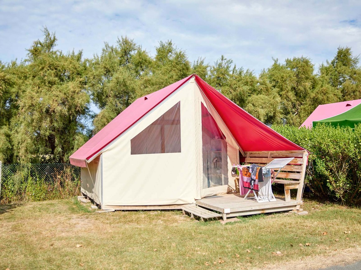 Furnished tent Sahari 5 people 2 bedrooms 2 flowers - La Tranche-sur-Mer