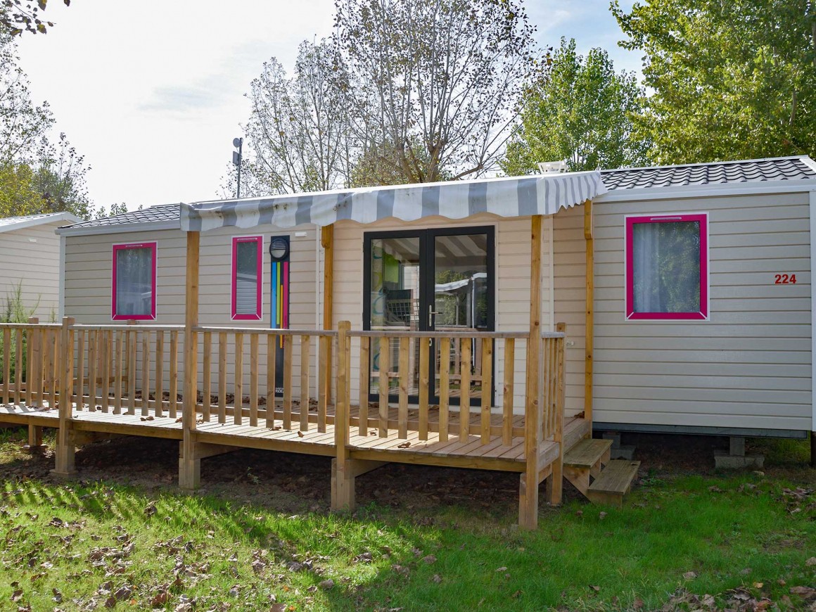 Mobilhome/Cottage Sable 8 personnes 4 chambres 1 salle de bain 3 fleurs ...