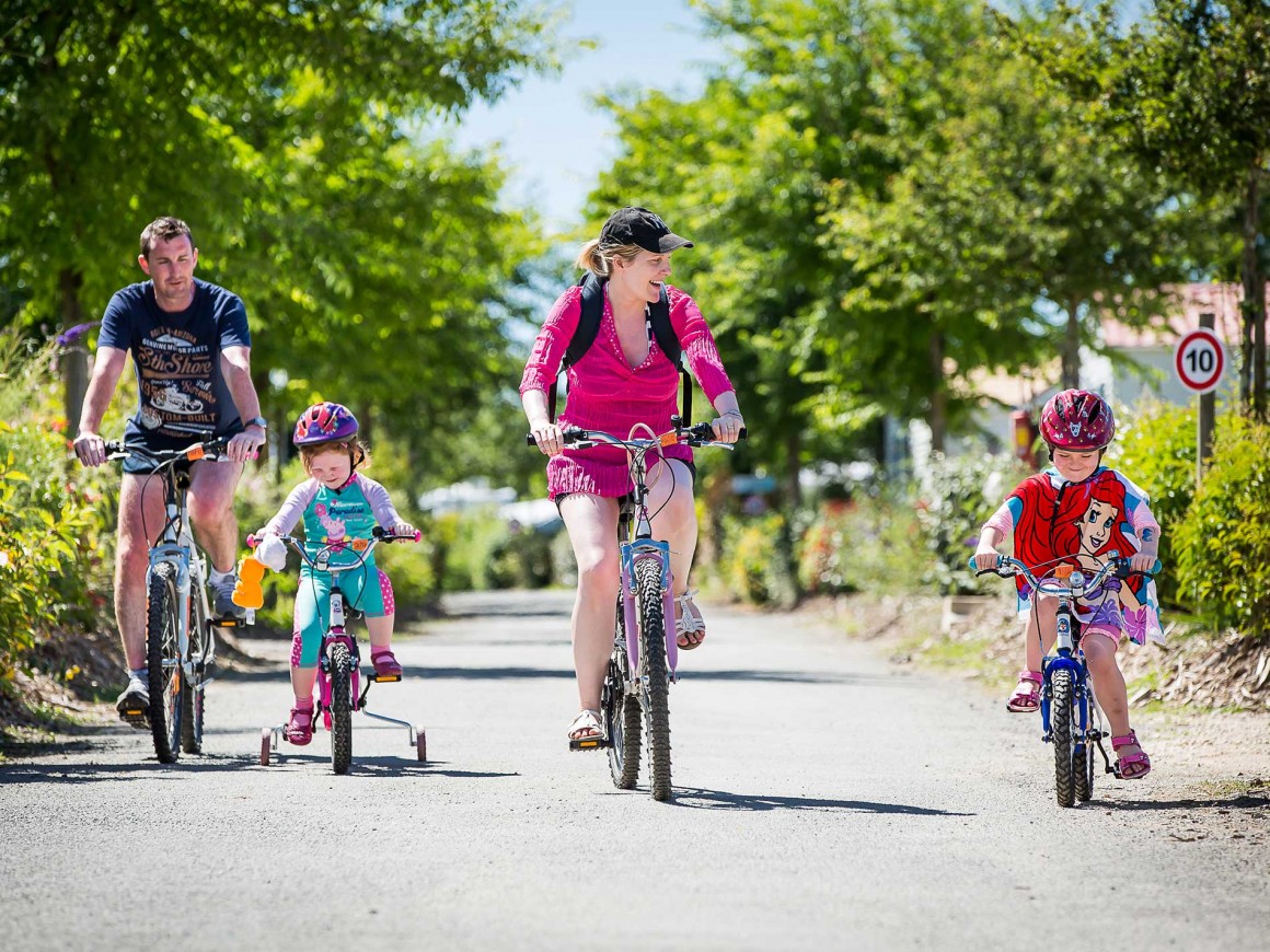 Kies voor uw volgende campingvakantie voor natuur en comfort op camping ...