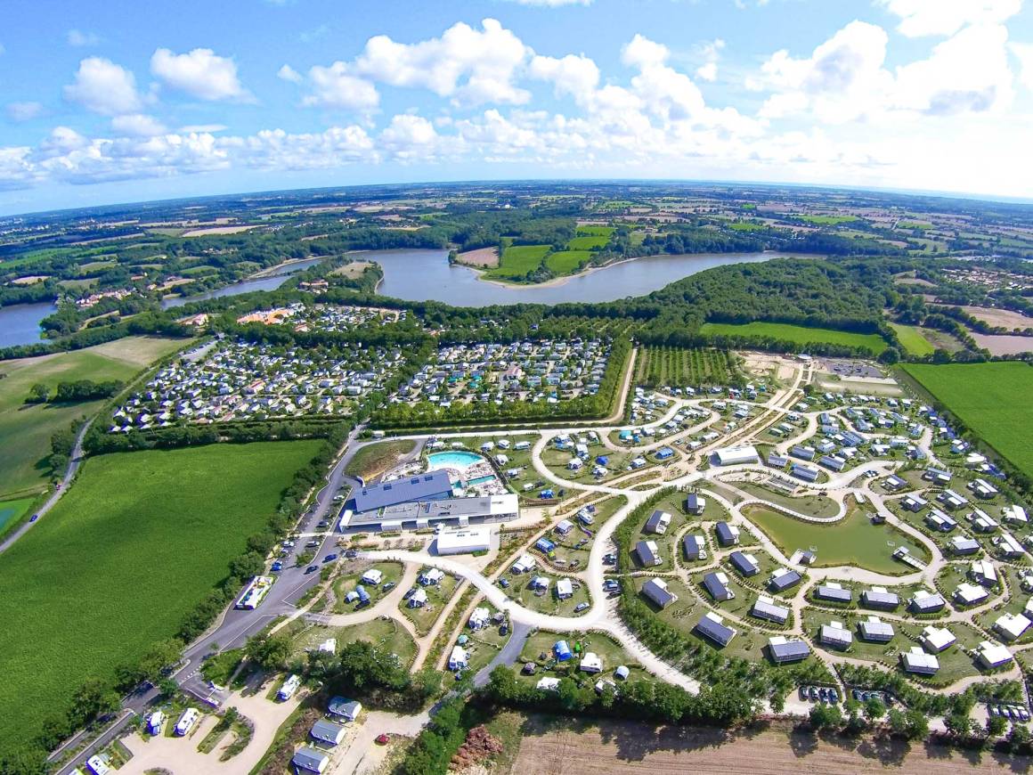 The areas at the Yelloh! Village Le Pin Parasol, the Vendée