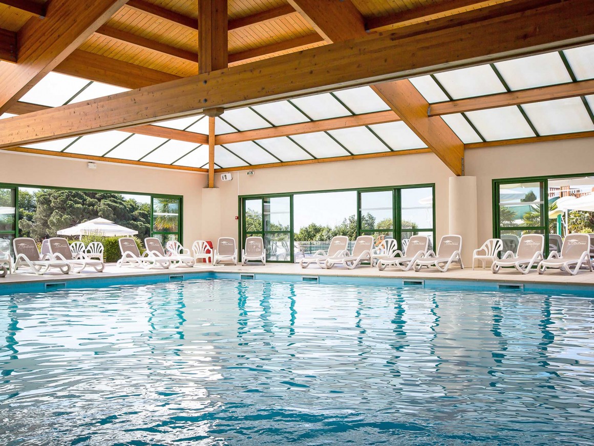 Discover the aquatic park of the camping Le Pin Parasol