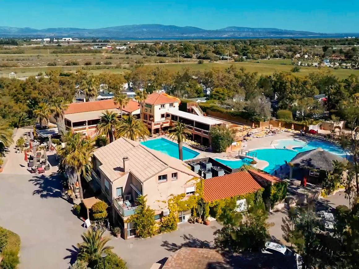 Camping Languedoc-Roussillon Le Pré Catalan ***** Le Barcarès Pyrénées ...