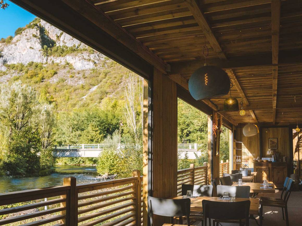 Our restaurant at Le Pré Lombard campsite | ÉTÉ 91