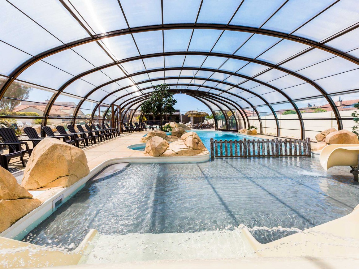 Discover the bathing area at the camping Le Ranch