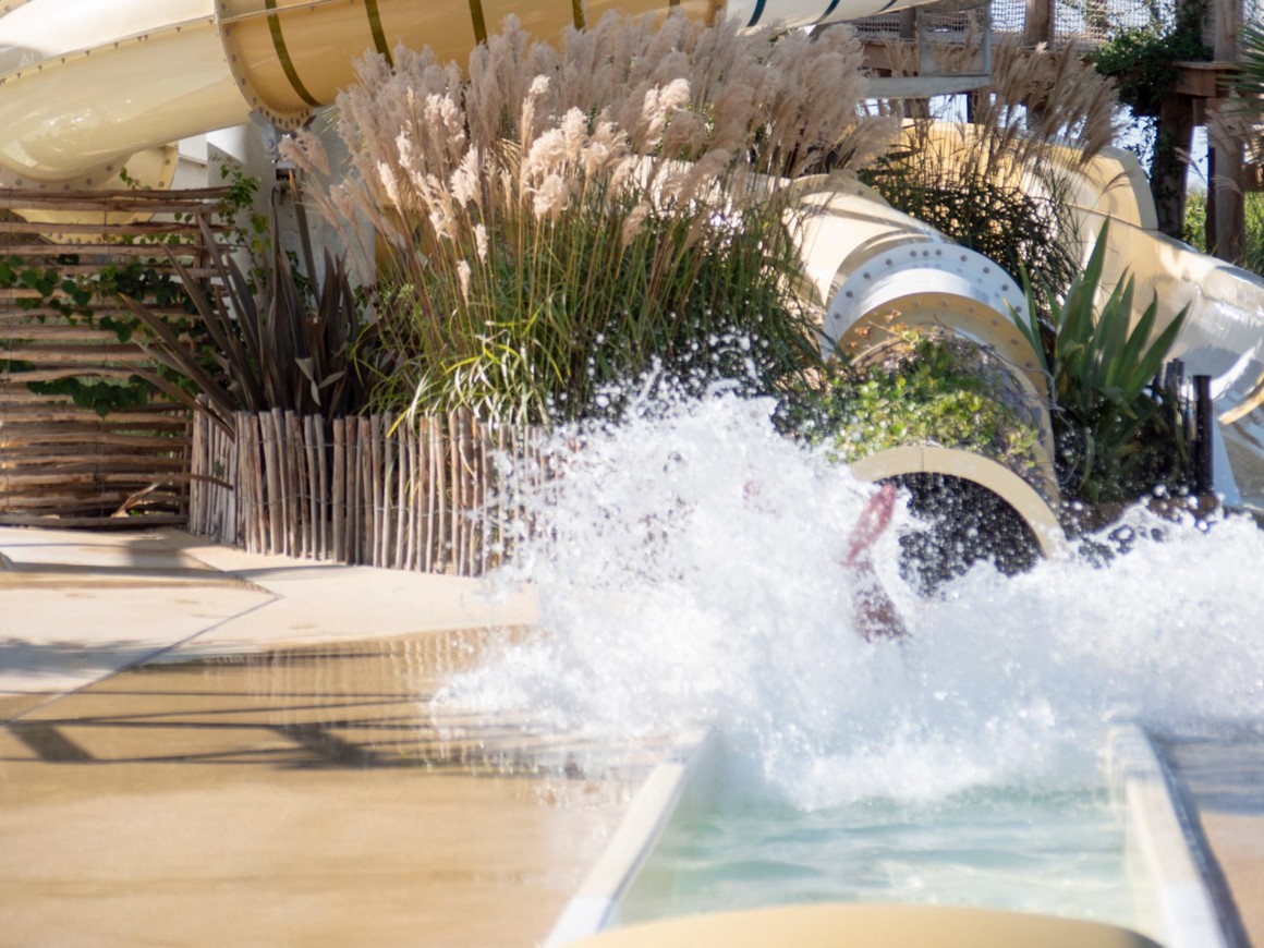 Het zwembad en waterpark op camping Le Sérignan Plage - Sérignan