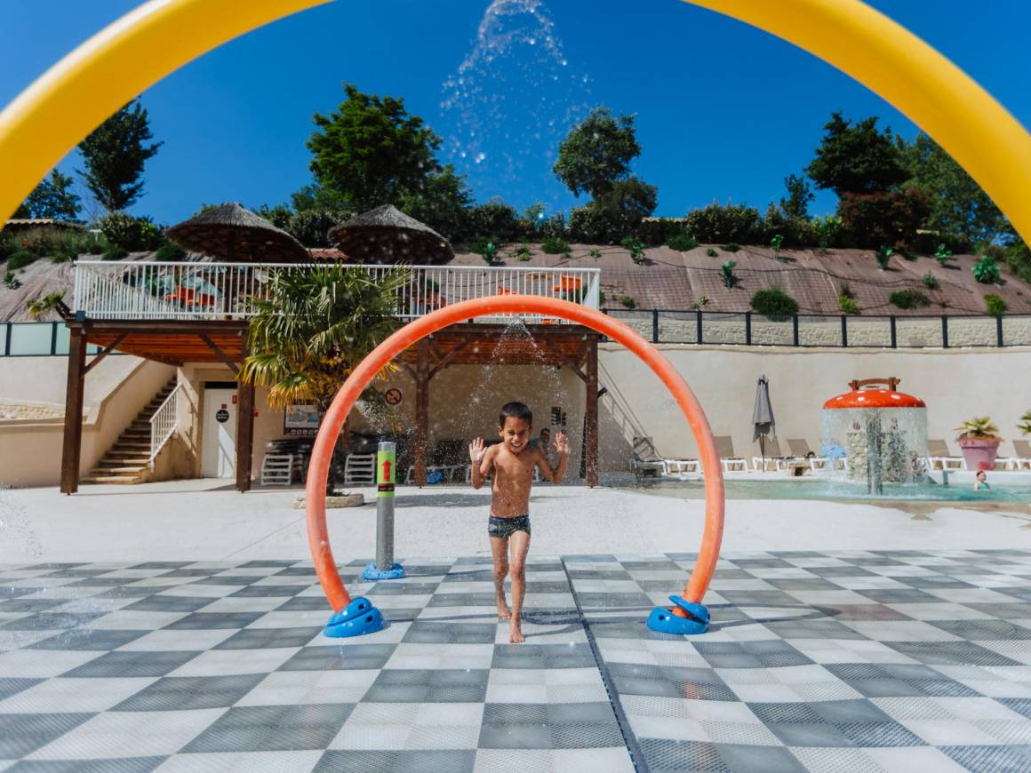 Camping Les Bois du Châtelas ***** Yelloh! Village in Bourdeaux