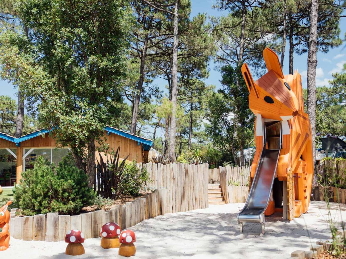 Camping Aquitaine Les Grands Pins ***** Lacanau Océan Gironde | Yelloh ...