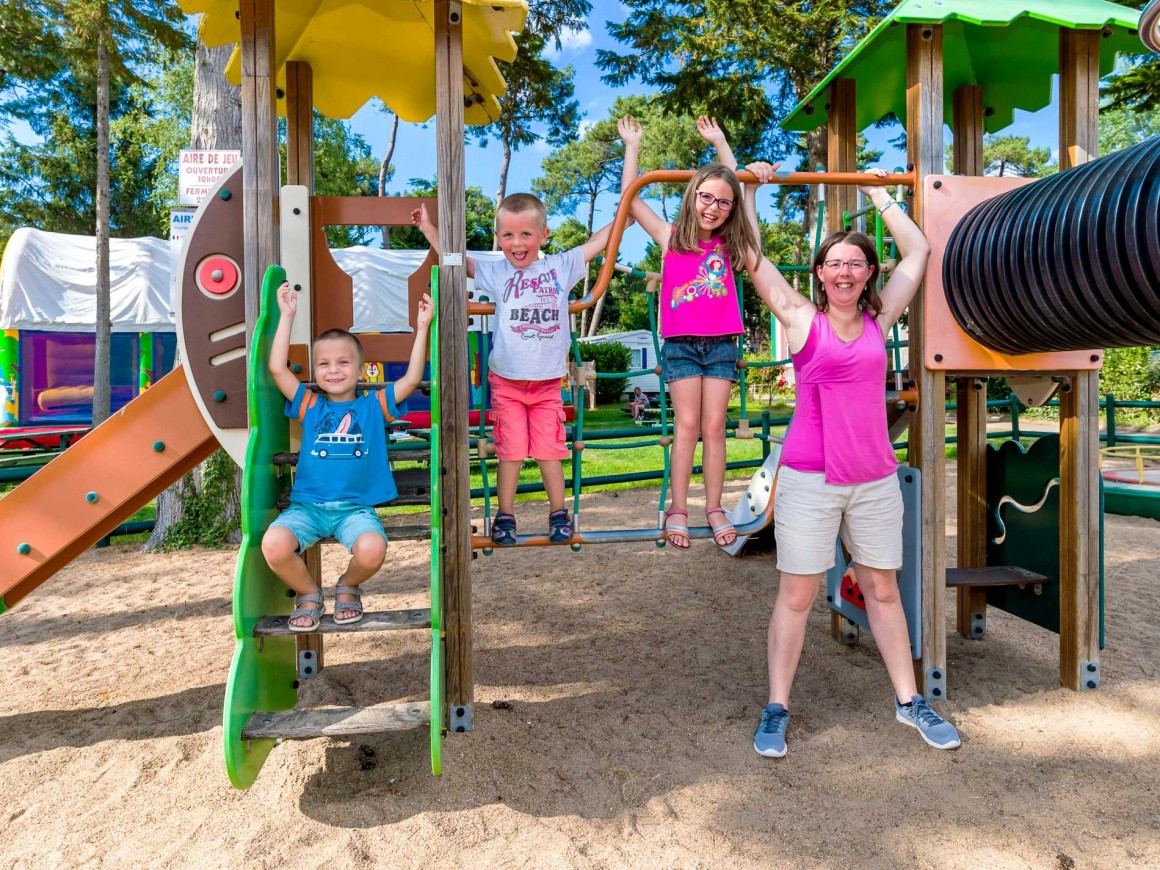 Children’s clubs and activities at Yelloh! Village Les Pins
