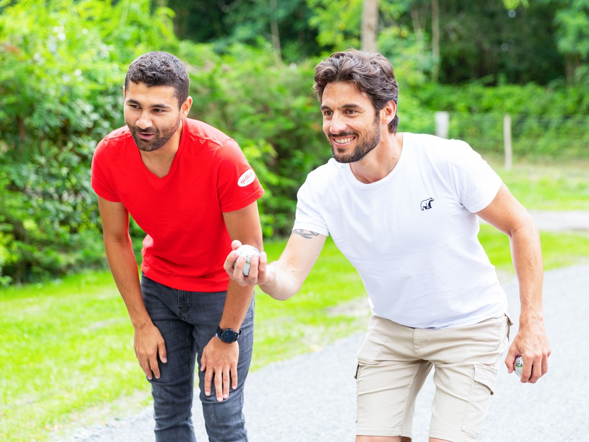 Kinderen kunnen hun geluk niet op in het Yelloh! Village Médoc Océan