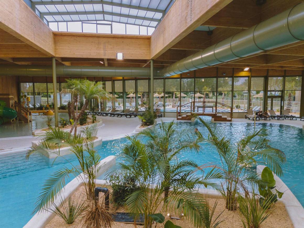 Découvrez le parc aquatique et la piscine du camping Portland à Port en ...