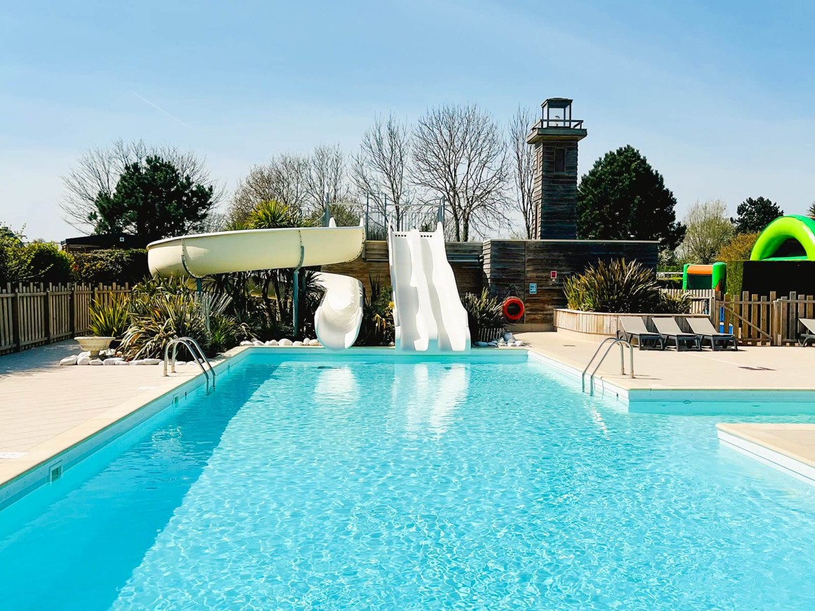 Discover the bathing area at the Portland campsite