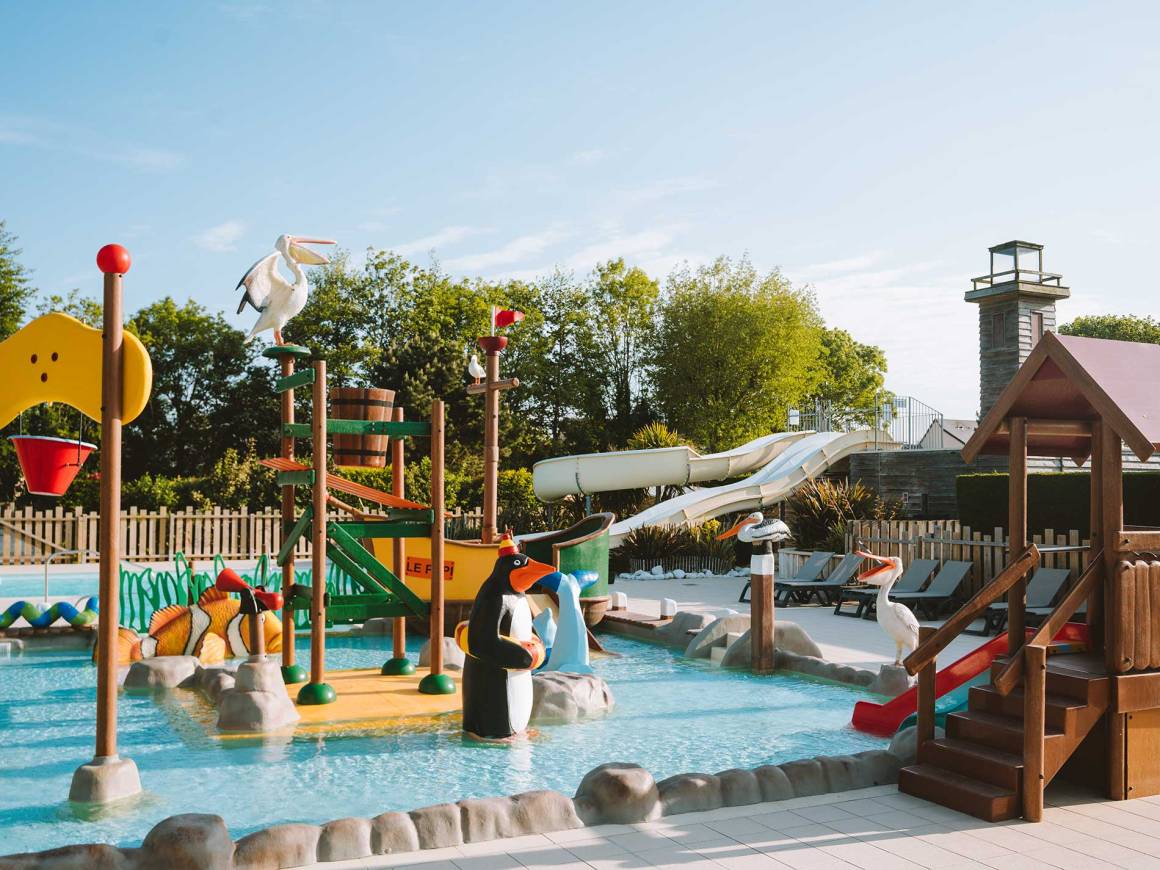 Discover the bathing area at the Portland campsite