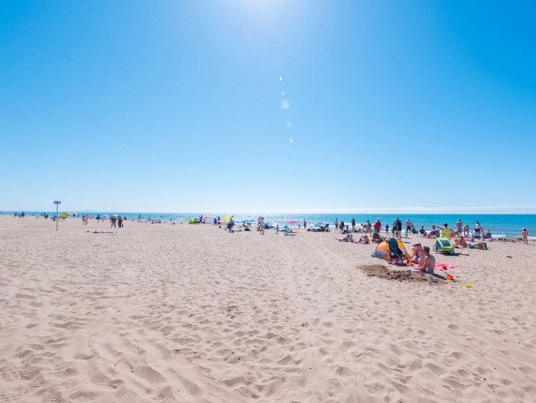 Camping Le Sérignan Plage ***** Yelloh! Village in Sérignan